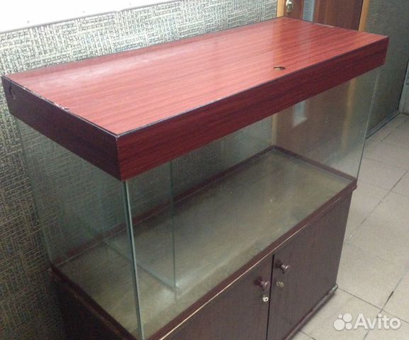 Аквариумы 200 и 145 л. на подставке