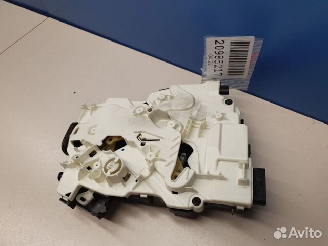 Замок сдвижной двери правый Mercedes Vito W447 201 купить в Санкт ...